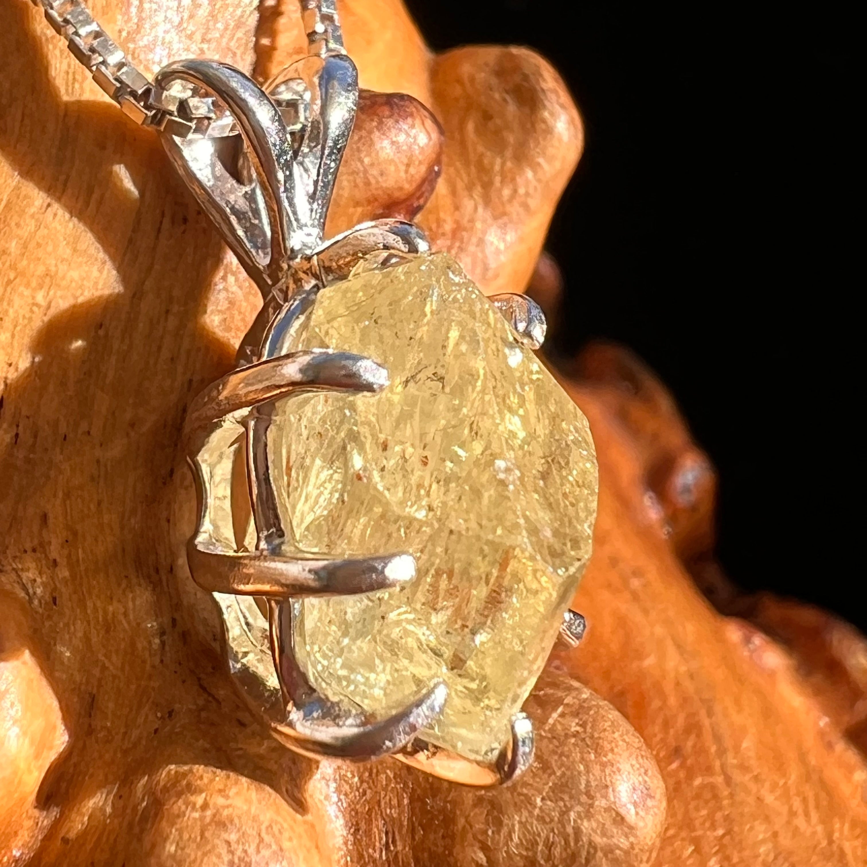 Yellow apatite pendant store